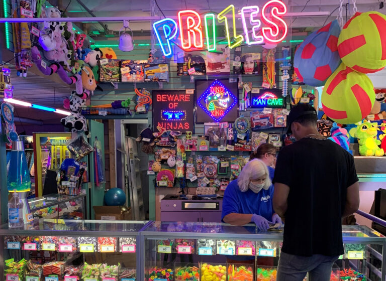 Arcade specialists and game room operation in the Twin Cities